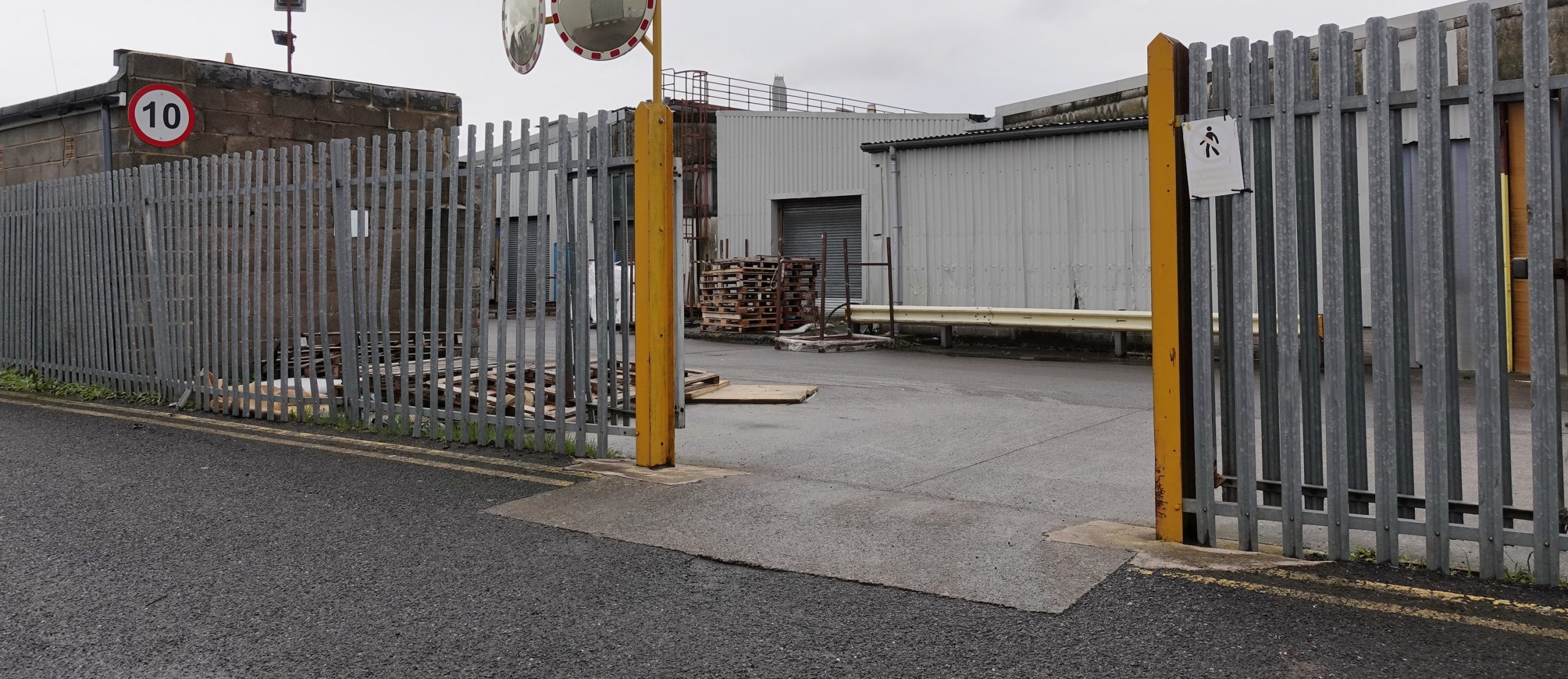 Commercial Fencing - Total Fence | Fencing specialists in Kent